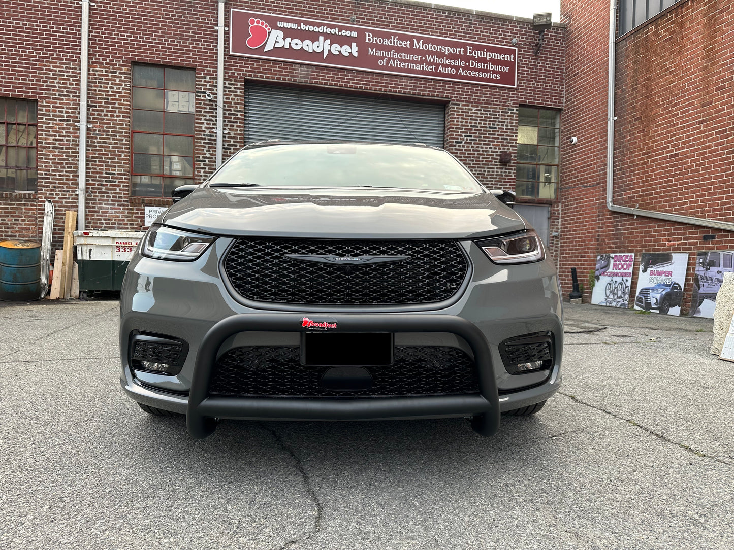fits Chrysler Pacifica 2017-2025 Front A-Bar / Nudge Bar (DC6) Bumper Guard